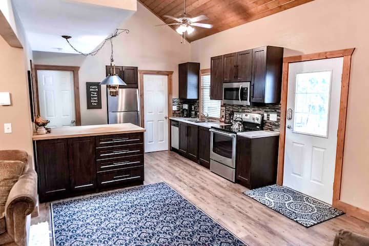 Cozy Cottage Sunshinevalley - Sunshine Valley