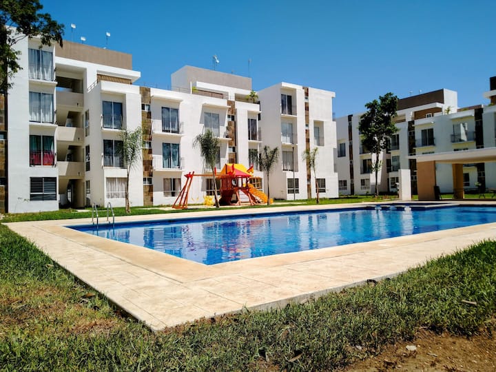 Espléndido Departamento Con Alberca, 2 Alcobas - Playa del Carmen