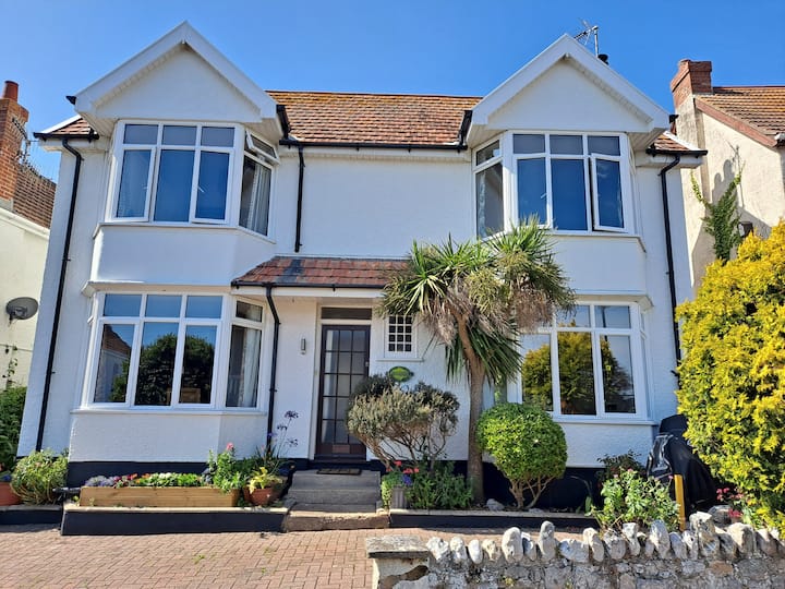 Central Lyme Regis 4 Bed, Gdn, Parking, Sea Views - Lyme Regis
