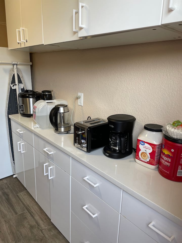 Stylish Comfortable Private Bedroom With Bathroom - Milpitas, CA