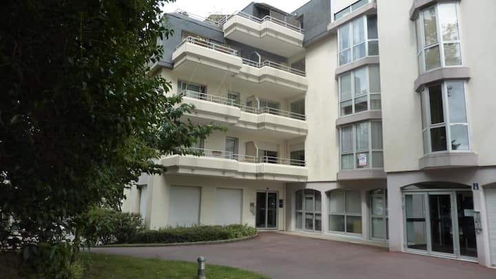 Studio Lorient Centre-ville, Parking Privé - Riantec
