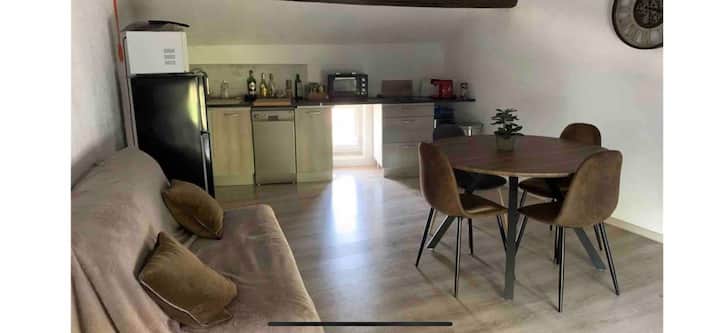Appartement à 2 Pas De Edf,tricastin,orano - Suze-la-Rousse