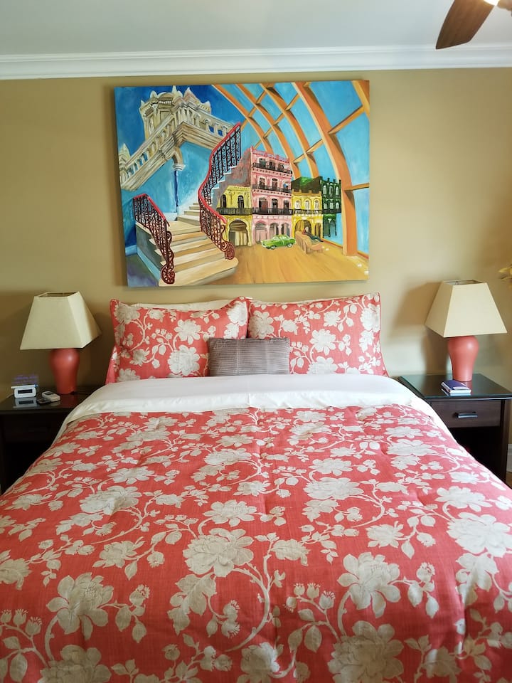 Autumn Room - Niagara Falls