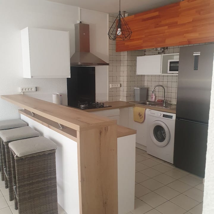Appartement F 2 Dans Résidence Sécurisée - Saint-Denis, La Réunion