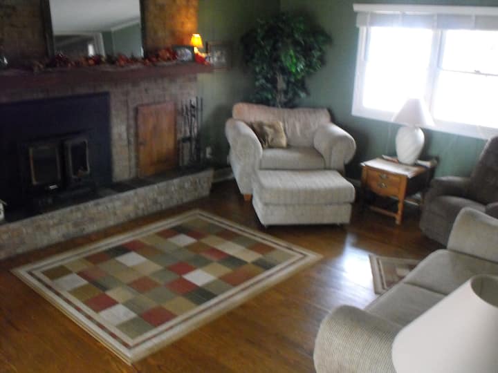 Restful Get-away - Mishawaka, IN