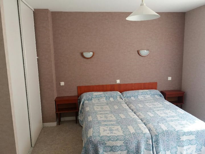 Meublés Aux Abeilles N° 4 / 74 - Bourbonne-les-Bains