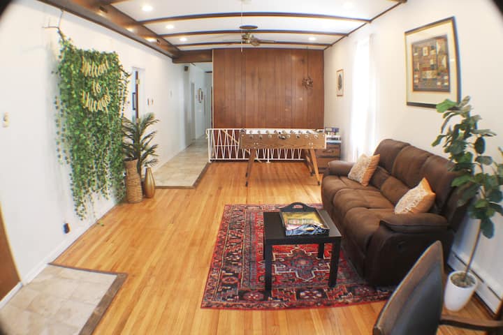 Comfortable Room Five Min Walk To Blue Line/ Rm 4 - Chicago, IL