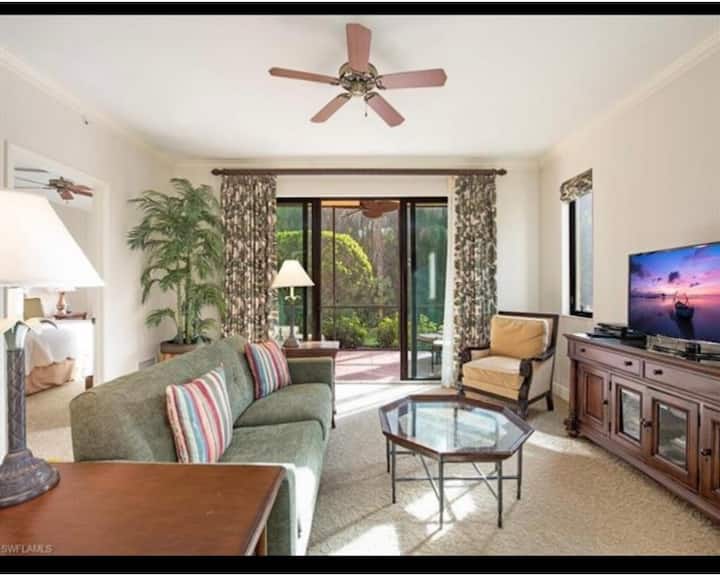 Oversized 2br Condo @ Resort Near Beach - Naples, FL