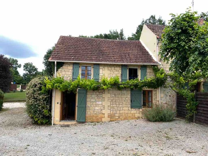 Dordogne, Cenac Et St Julien Near Sarlat - Castelnaud-la-Chapelle
