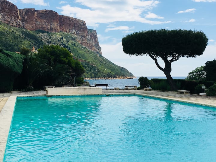 Seafront Residence With Fabulous Rooftop Terrace! - Cassis