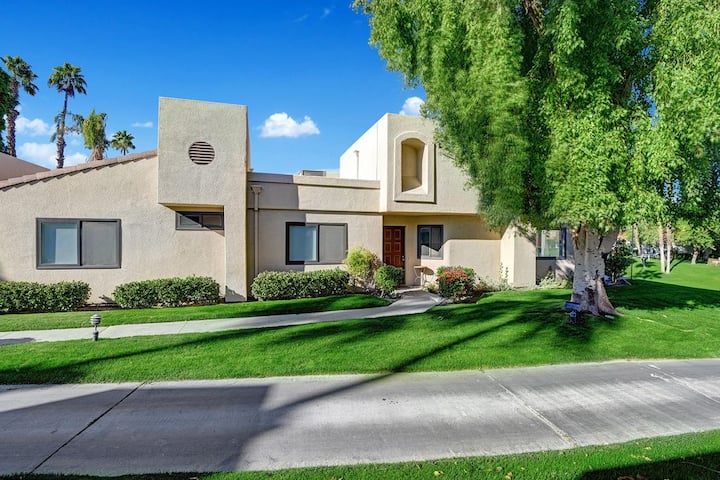 Palm Valley Cc Remodeled 3b2b 1627 Sf Condo - Palm Desert, CA