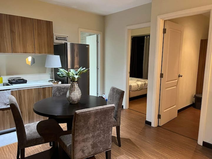 Promo! New Gramercy 2 Br With Netflix - Manila
