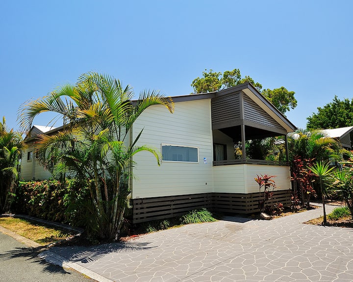 Pandanus Villa - 6 Pax - Gold Coast