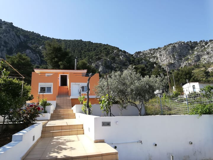 Ενοικίαση Νεοδομητου Διαμερισματος στην Ξυλοκεριζα - Коринф
