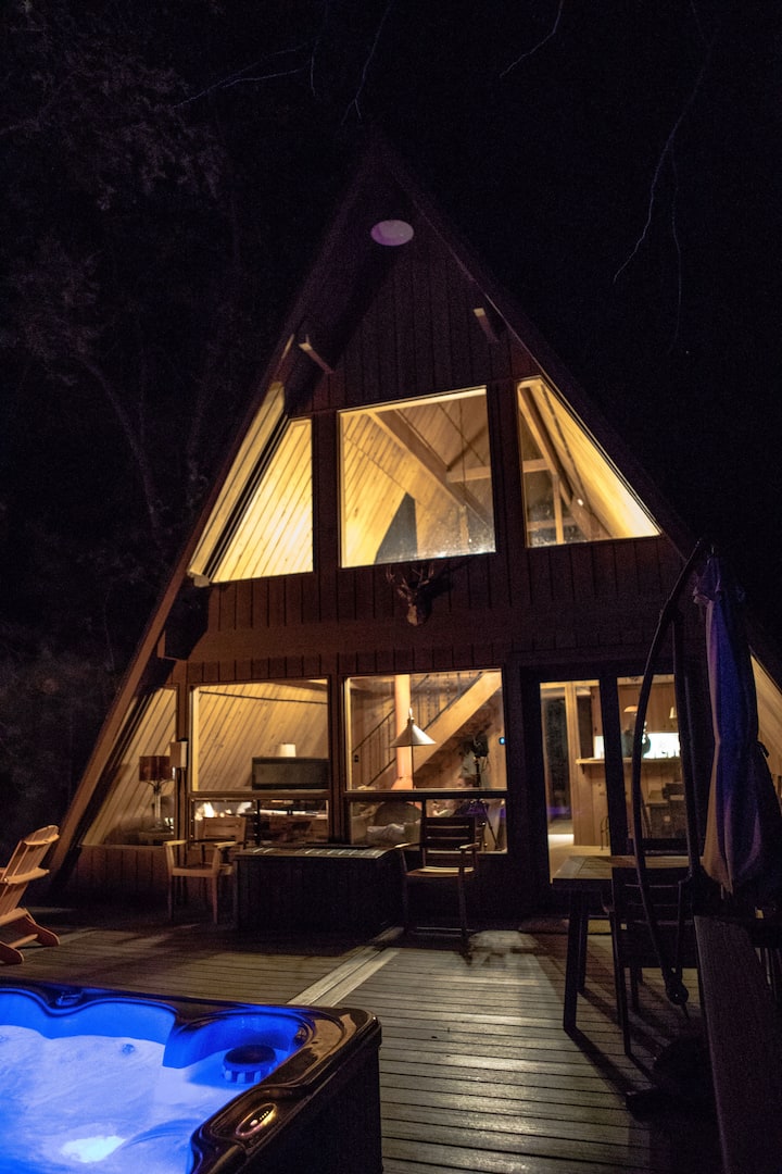 Cleavage Cabin - A-frame W/2  Mountain Views - Idyllwild-Pine Cove, CA