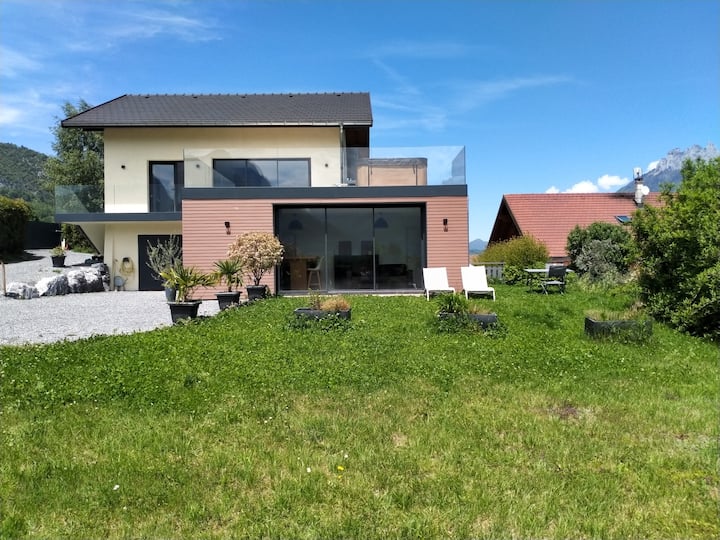 Appartement Avec Jardin à Deux Pas Du Lac D'annecy - Talloires-Montmin