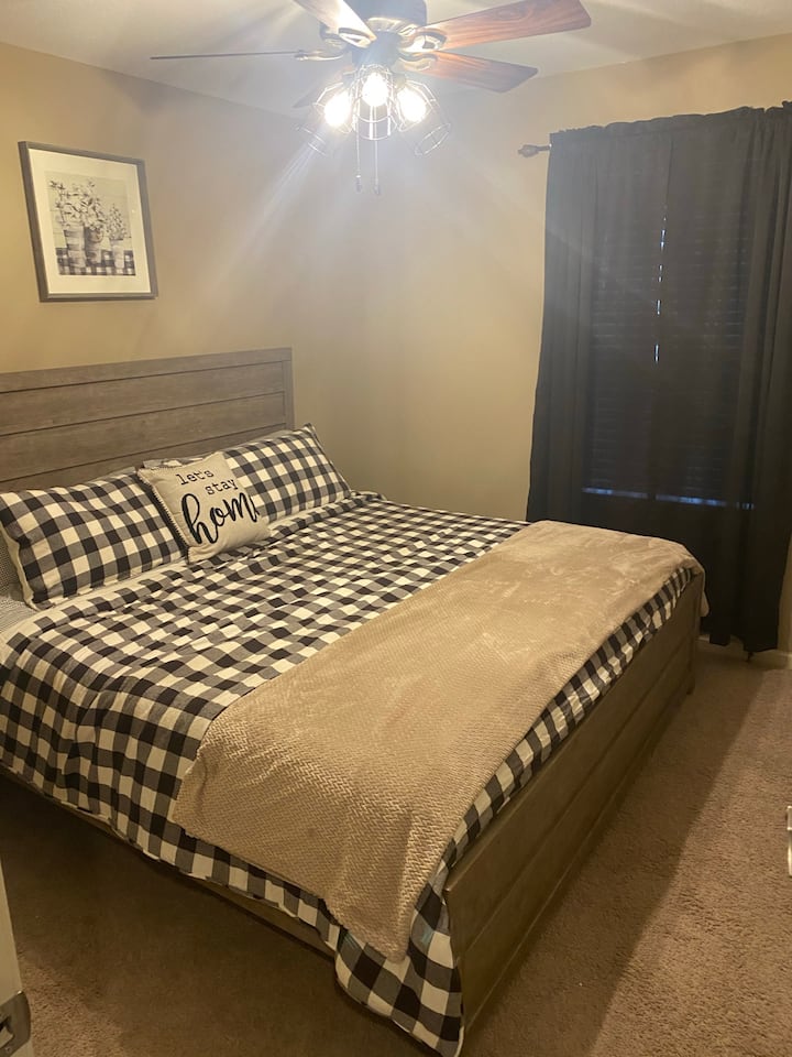 Traveling Professionals- Hotel Like Stay For Less - Belton, MO