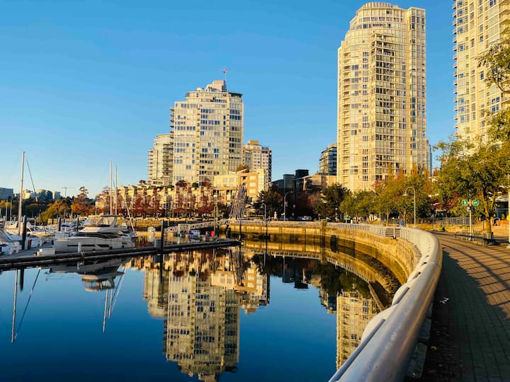 Luxury 2 Bed - Yaletown Seawall Downtown - Vancouver