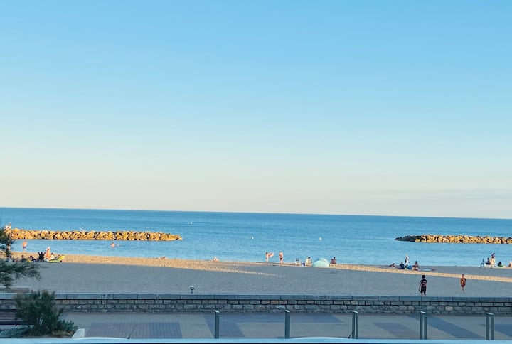 Appartement Face à La Mer, Proche Centre Ville - Valras-Plage