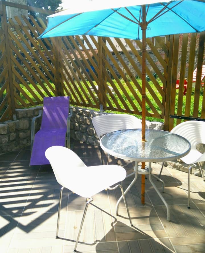 3 Pièces Rdc, Jardin, Terrasse Privative, Parking - Levallois-Perret