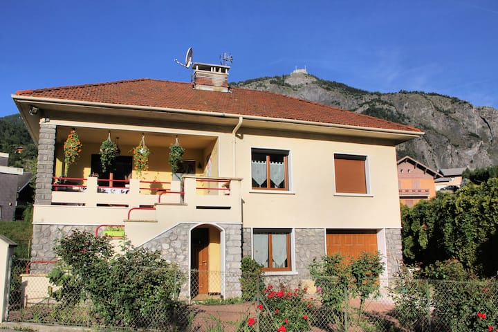Gite De La Neuvache - Valloire