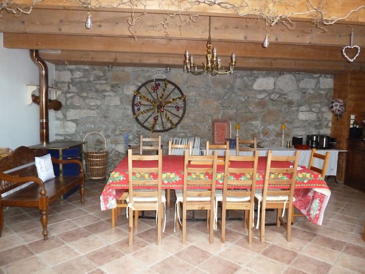 Grange Restaurée Et Chaleureuse - Valence