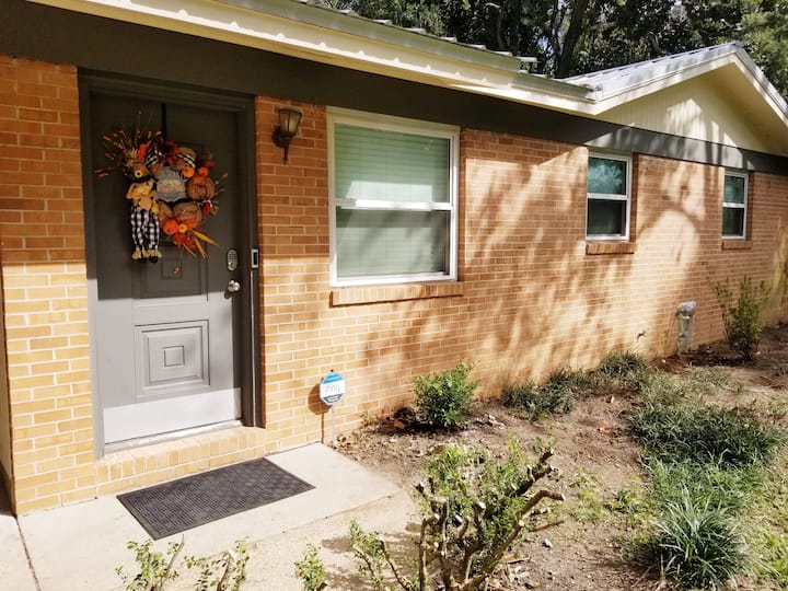 Tallahassee House Near Stadium - Tallahassee, FL