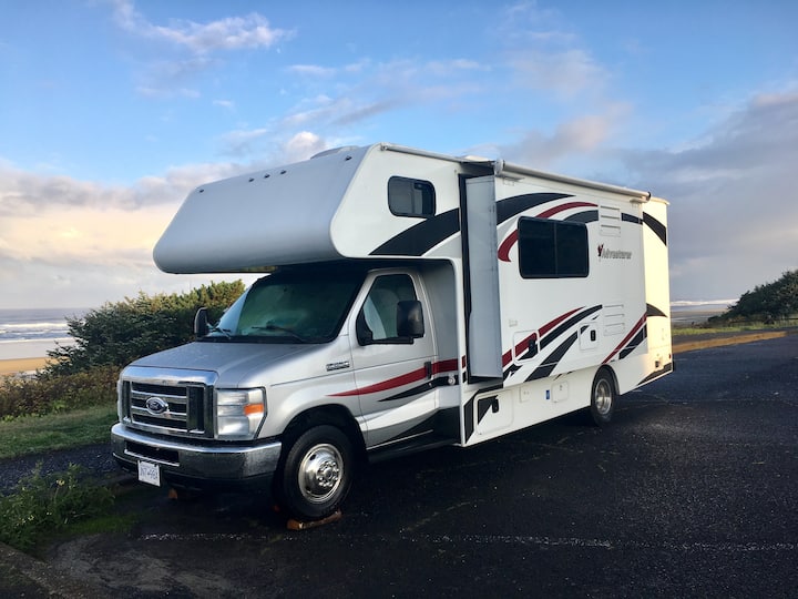 "Adventure Awaits" Motorhome - Osoyoos
