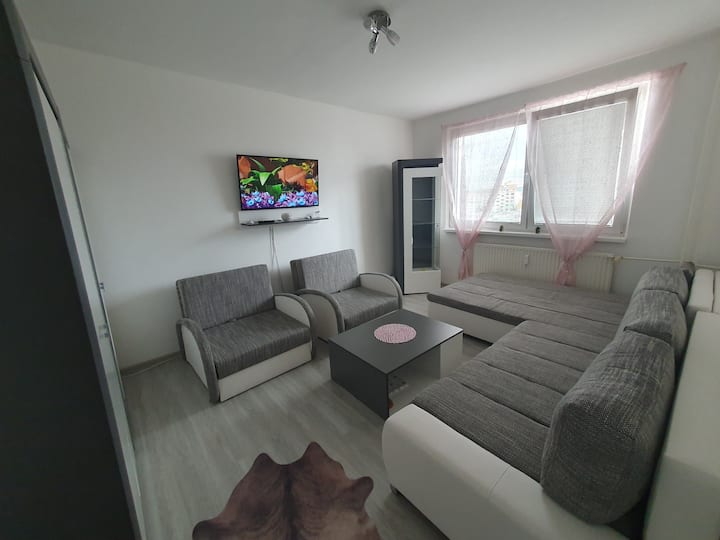 Studio City Apartment Near Ski Resort - Poprad