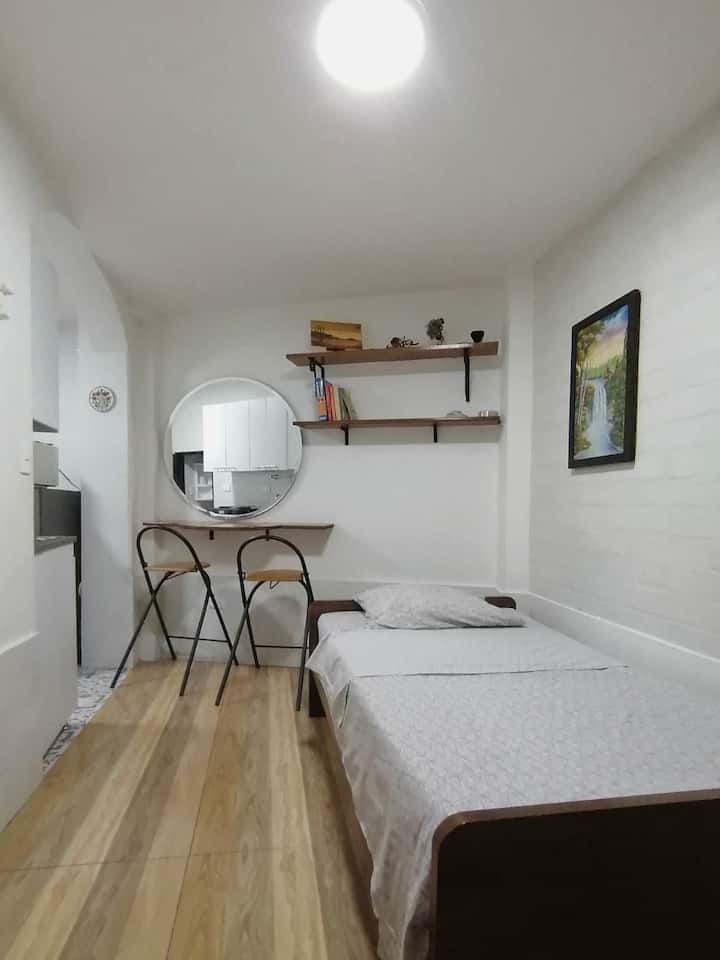 Tiny & Independent Apt Near To Everything. - Medellín