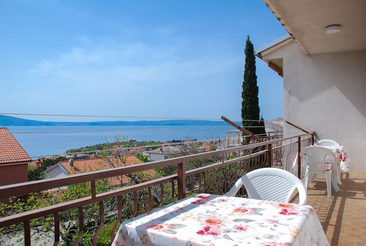 Apartments Maja With Sea View (4+2) - Kroatië