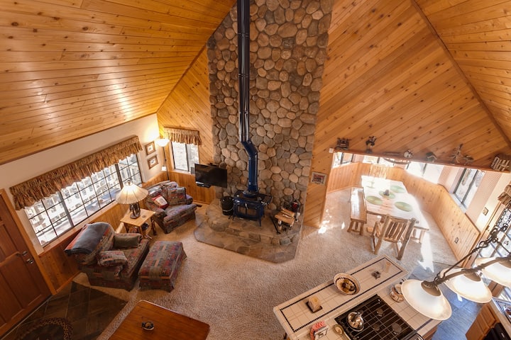 Sunset Bearadise - House Close To Bear Mountain - Big Bear Lake, CA