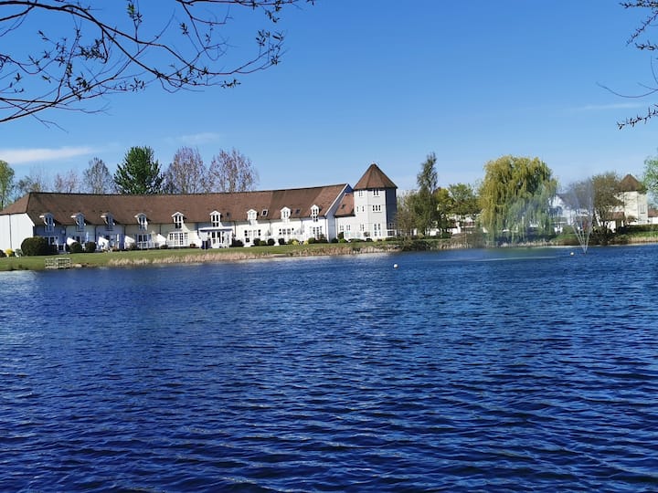 Cerney Wick Holiday Rentals & Homes - England, United Kingdom | Airbnb