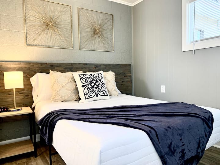 All New Modern & Homely Studio Close 2 Everythingc - Jonesboro