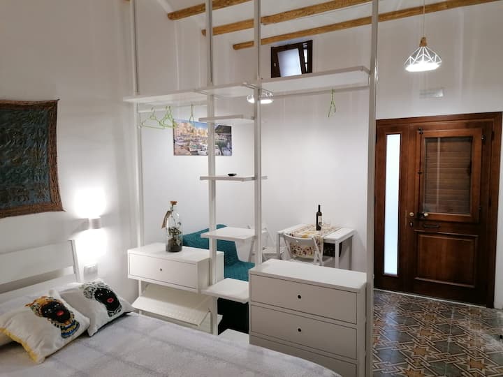 Casa Trinacria A 350 Metri Dal Mare, Sicilia. - Scopello