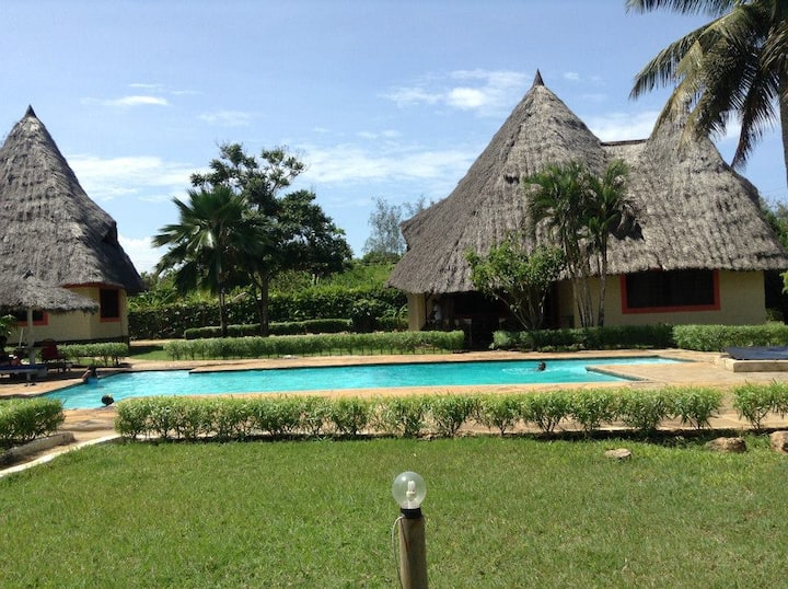 Serene Villas With A Home Away From Home Feeling - Diani Beach