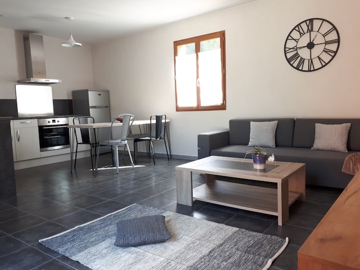 T2 Neuf,  Grande Terrasse,  Plage à 10 Mn à Pied L - Calvi