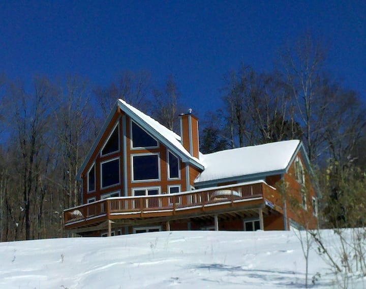 Post & Beam House With Amazing Views, Hot Tub - Wilmington, VT
