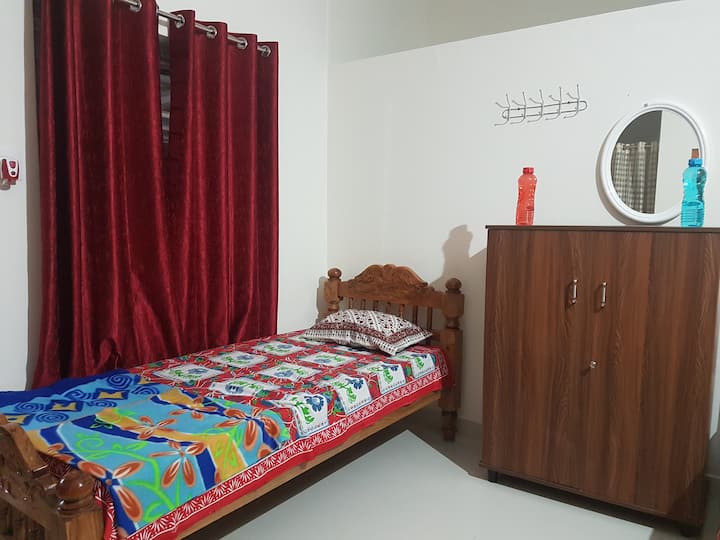 R2 Home Away From Home (Room 2) - Mysuru