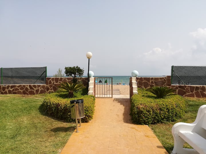 Apartamento En Pl. Baja Con Acceso Directo Al Mar - Dénia