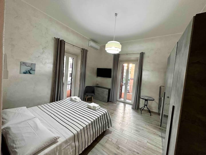 Newhouse Anthium - Central Chic Anzio - Anzio