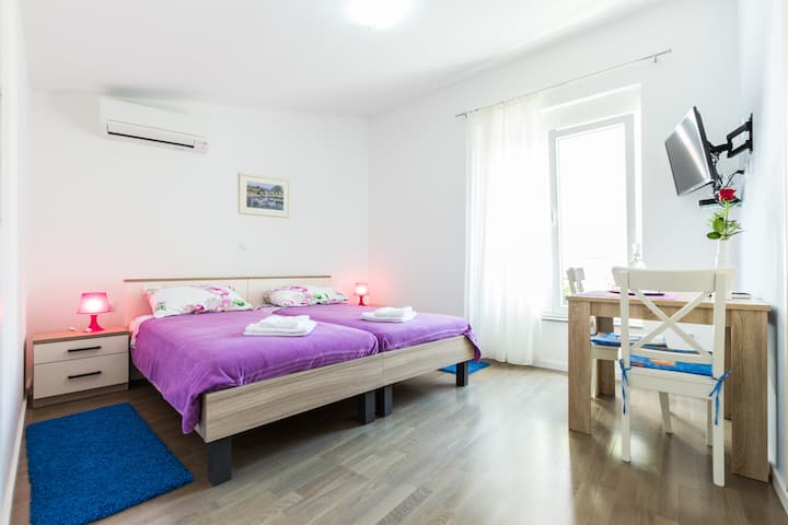Agava (Blue-1) - Zadar