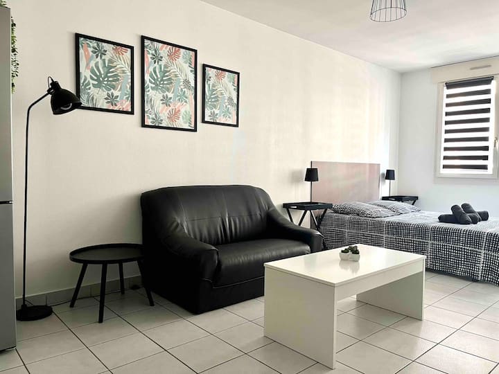 Studio Tout Confort 40m2 Centre Ville Gare - Chambéry