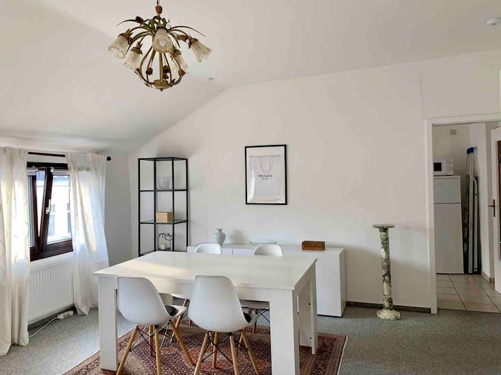 Central Apartment, 5 Min. To Bonn City Center - Bonn