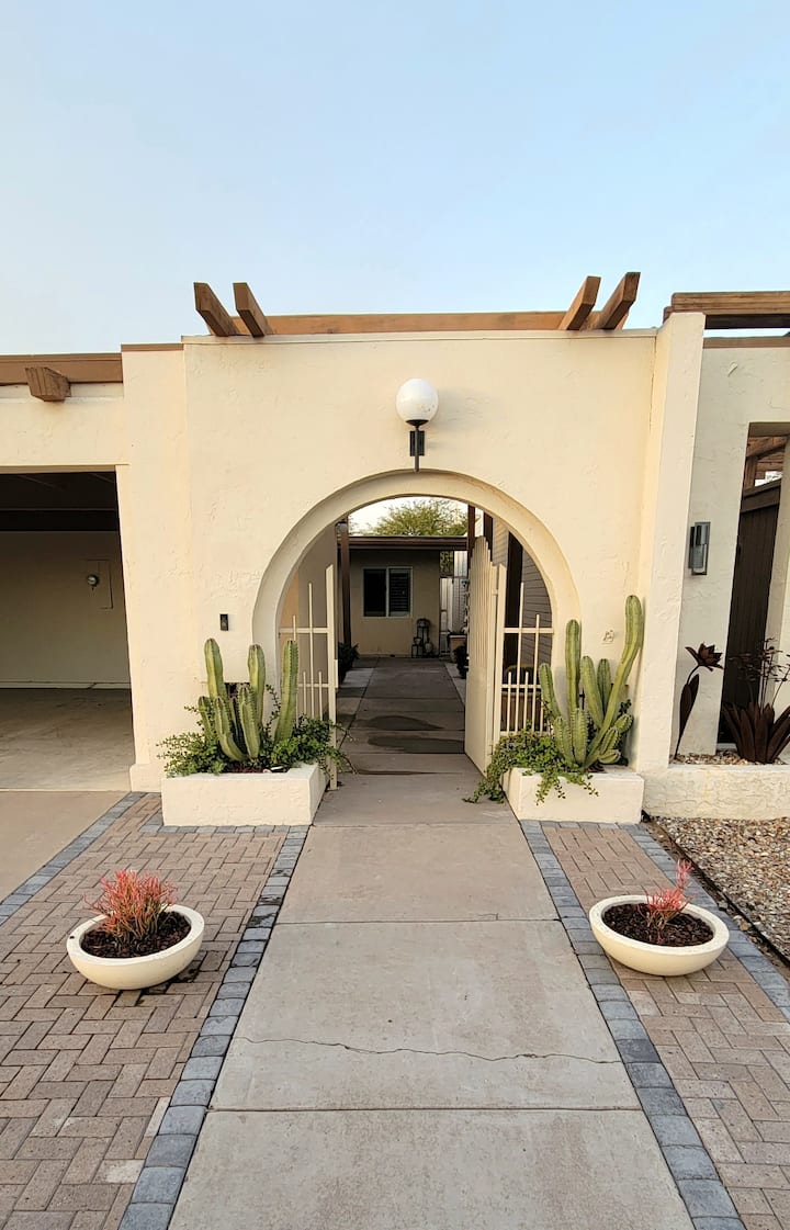 Superbowl Special - Moon Valley - Phoenix