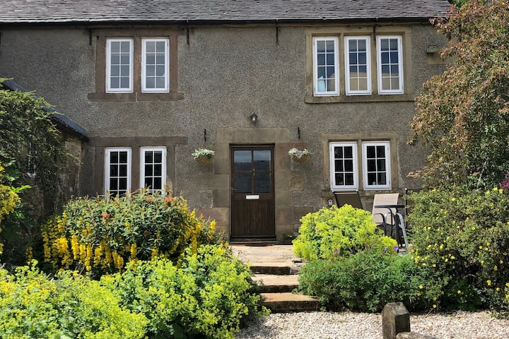 Beautiful Rural Peak District Farm Cottage - Carsington Water