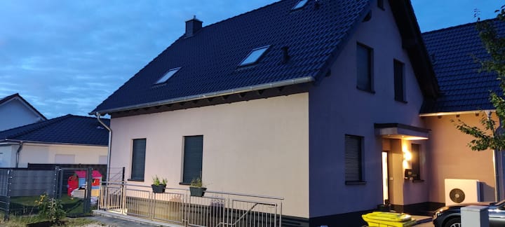 Günstige Unterkunft Im Neubau, Komplett Eingericht - Bad Neuenahr-Ahrweiler