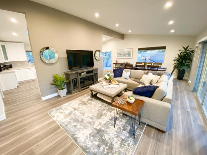 Stunning Glendale Hills Modern Home With Views!! - バーバンク, CA