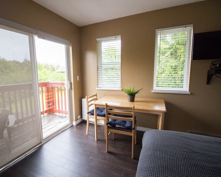 Reef Point Cottages - Studio Condo - Ucluelet