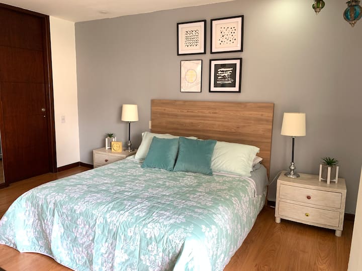 Great Loft Near Parque Lleras - Medellín